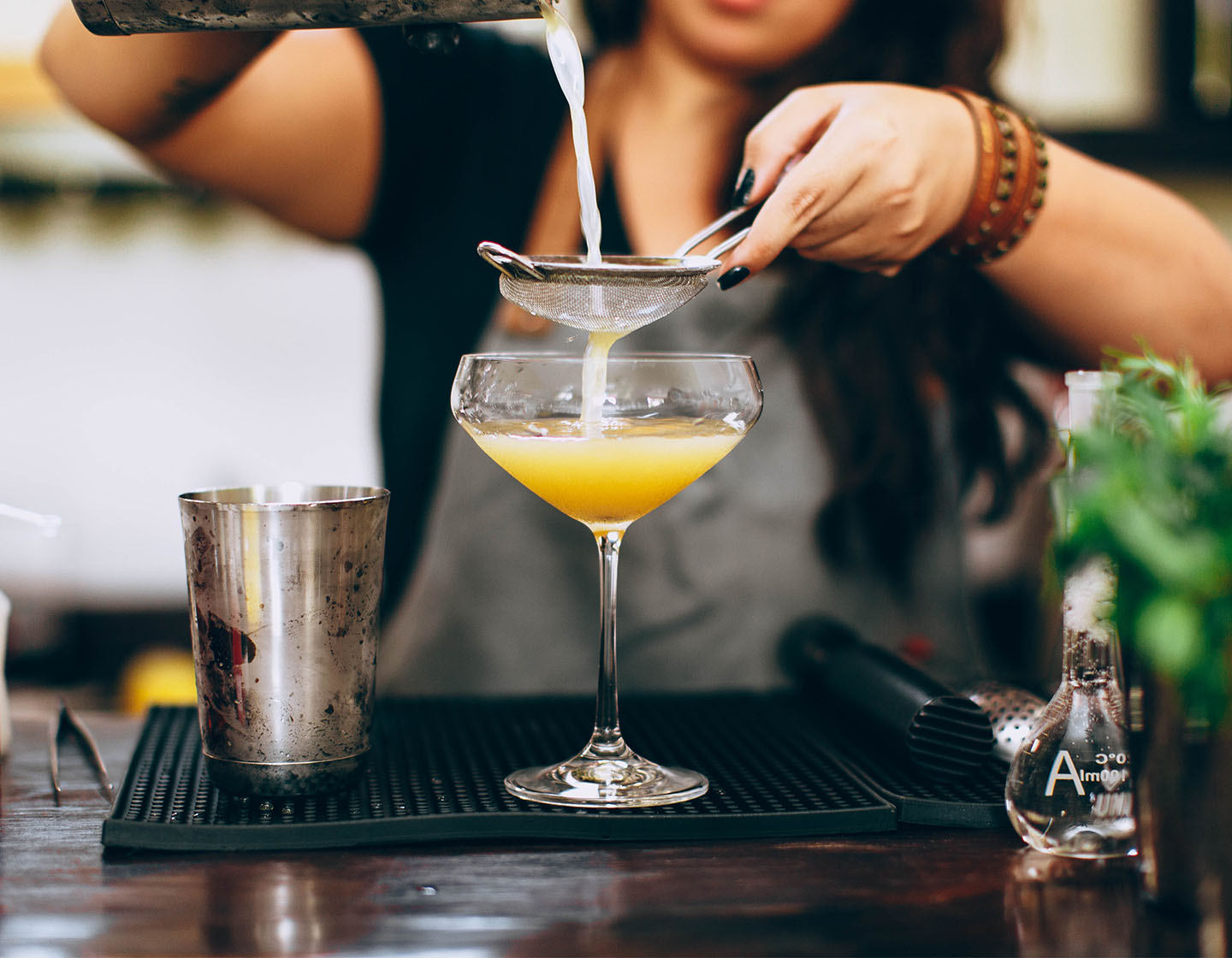 Advanced Cocktail Techniques Quiz Part 1